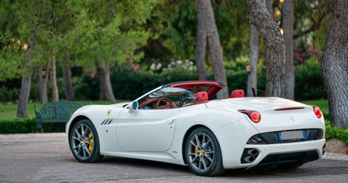 Tour in ferrari per scoprire il Salento - PuntaProsciutto.com